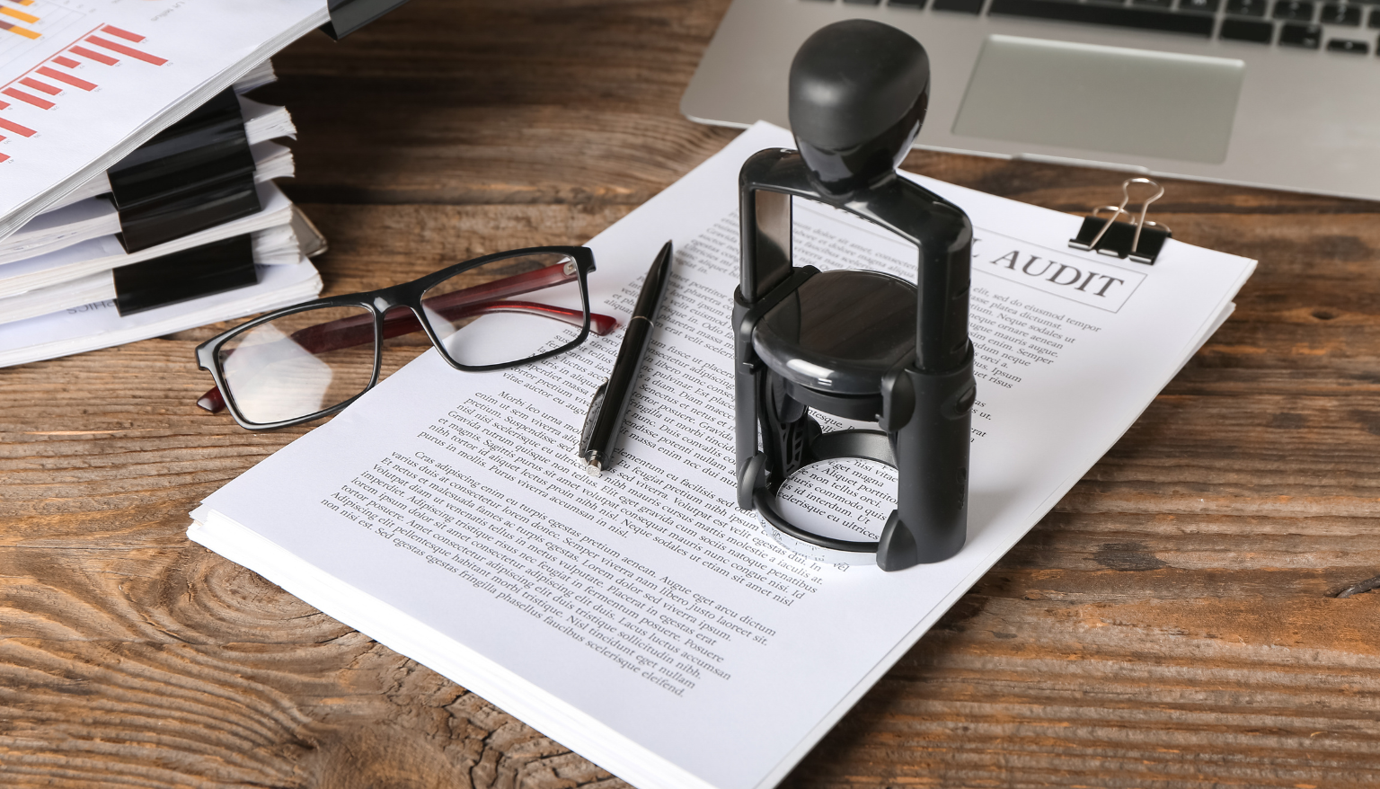 How to Get Notary Stamp in Dubai